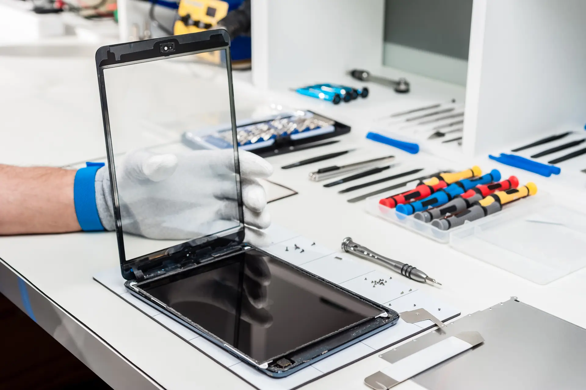 iPhone, Cell Phone & Computer Repair in Seattle, WA - Gadget Rehab